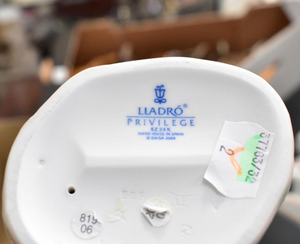 LLADRÓ; 'Privilege Range' signed figure group 'My Little Explorers', no ...